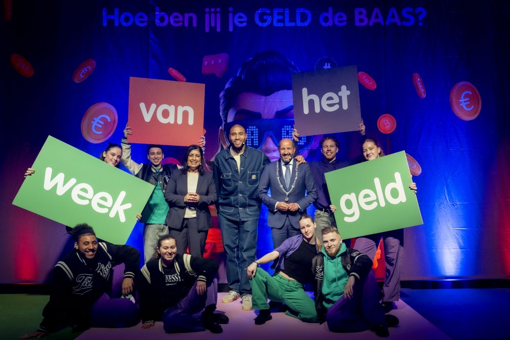 Week van het geld 2024 officieel van start gegaan in Arnhem - Week van het geld